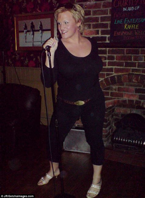 Man Who Regrets Becoming Woman Criticises NHS For Lack Of Psychiatric Evaluation Daily Mail Online