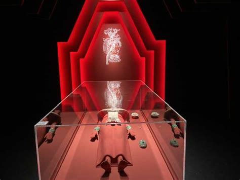 古代メキシコ展 赤の女王 大阪国立国際美術館 大人な時間 2幕目 楽天ブログ