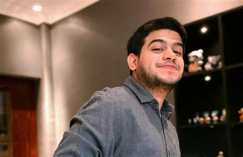 biodata dan profil fadil jaidi youtuber dan selebgram keturunan arab