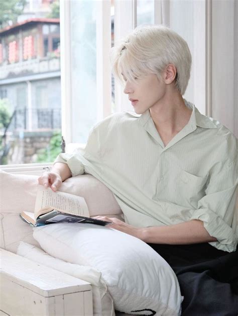zhang renlin Hình ảnh Thời trang Dép