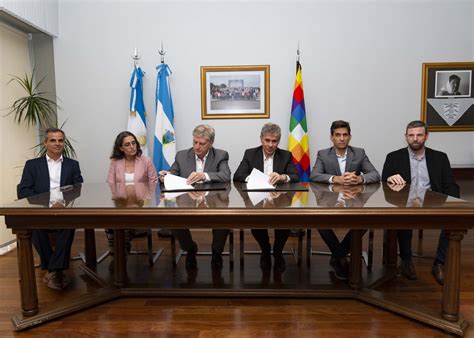 Alianza Pampetrol YPF en proyectos de energía renovable Energía Negocios