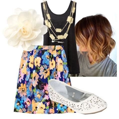 Restaurant Hostess Fashionable Hostess Style Business Casual Outfits