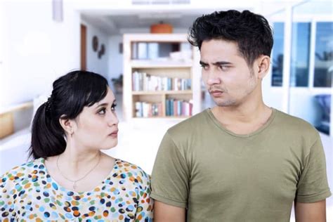 Tips Ampuh Menghilangkan Cemburu Terhadap Mantan Pacar Pasangan