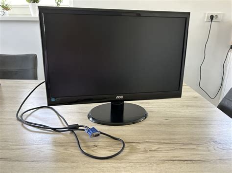 Monitor AOC 22