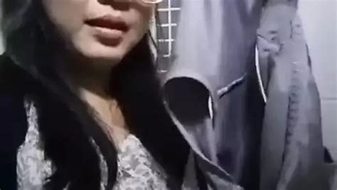 Toilet Asian Girl Pee Xhamster