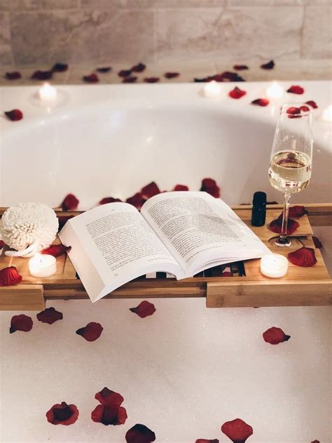 Stylish Bathroom Wallpaper Ideas Romantic Bubble Bath Bathtub Caddy