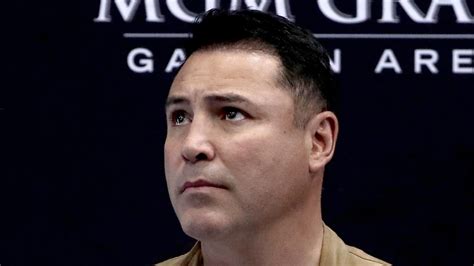 Fully Vaccinated Oscar De La Hoya Hospitalized By Covid 19 Yardbarker