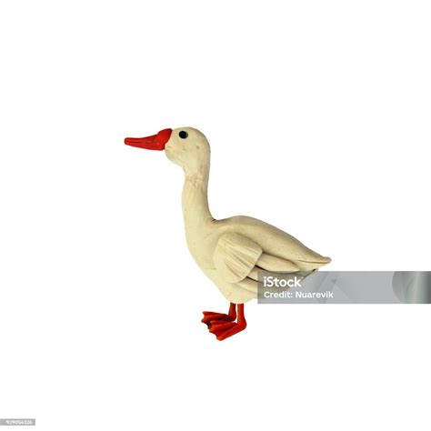 플라스 티 신 거 위 오리 만화 캐릭터 조각 3d 렌더링 흰색 배경에 고립 새에 대한 스톡 사진 및 기타 이미지 새 어린이 놀이용 점토 오리 물새 Istock