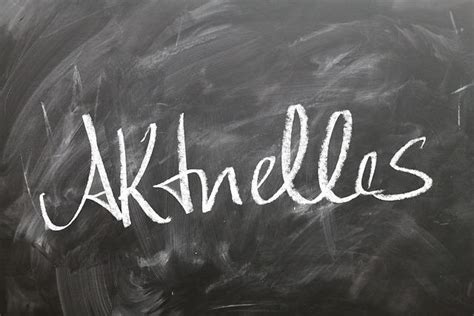 Bibles That Are Easy To Read Simplifying Scripture For Everyone