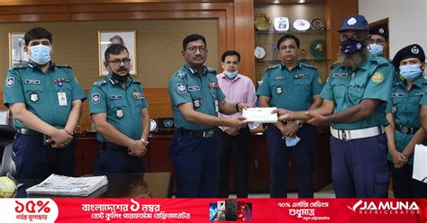 আহত ও অসুস্থ ১০০ পুলিশ সদস্যকে ডিএমপির অনুদান