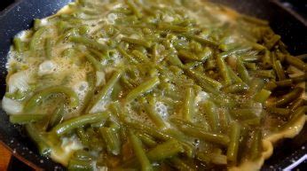 Omelette aux haricots verts Lobya Chigirtmasi Azerbaïdjan