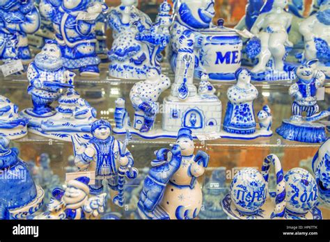 Russian souvenir crockery Stock Photo - Alamy