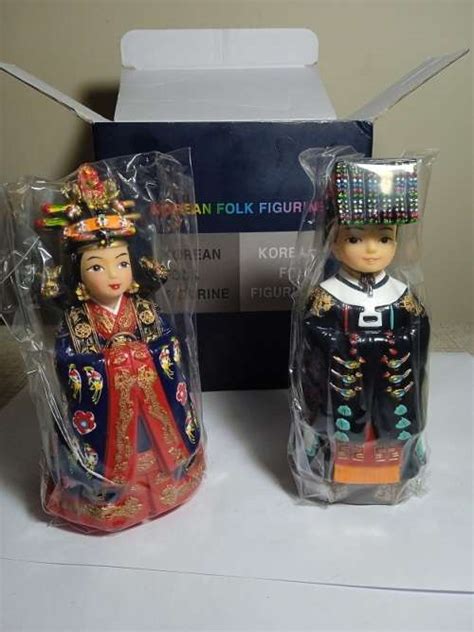 Oriental Danisl Art Gallery Oriental Folk Figurines Chosun King And Queen For Sale In