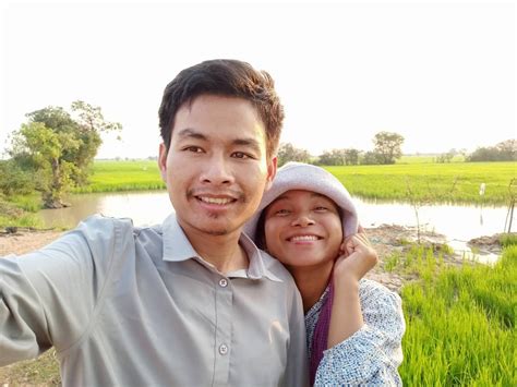 កូនចាបមាស កូនចាបមាស Added A New Photo