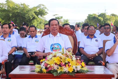 រដ្ឋបាលខេត្តឧត្តរមានជ័យ រៀបចំពិធីវាយគង ទូងស្គរអបអរសាទរពិធីបើកការដ្ឋានសាងសង់ព្រែកជីកហ្វូណនតេជោ