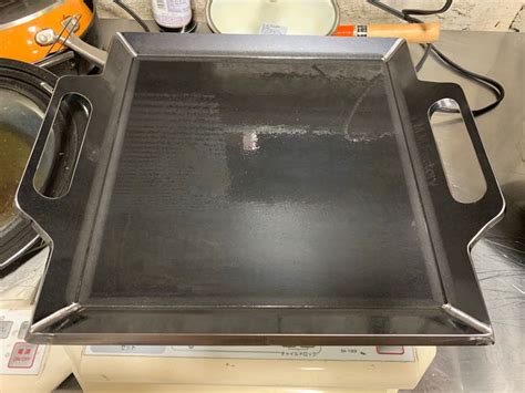 120mm厚 Mサイズ「黒皮」鉄板 【家庭用コンロに最適】mサイズ 350×350mm 14800円 大変重量がありますのでご注意