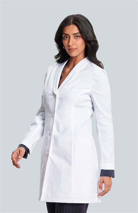 Womens Merit P Slim Fit 31 Lab Coat Medelita