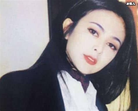 年轻时关之琳的生图美艳绝伦，无人能敌的魅力风采令人赞叹不已