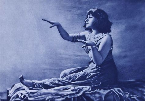 Colette Presque Toute Nue Artofit