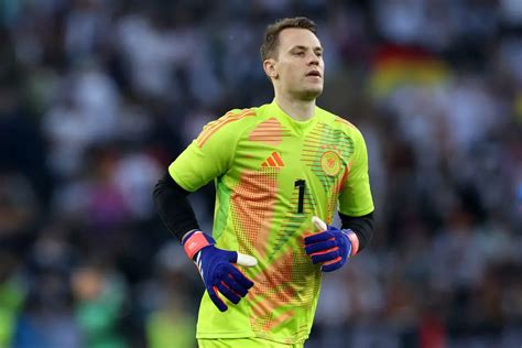 Julian Nagelsmann To Stick By Manuel Neuer For Euro 2024 Despite