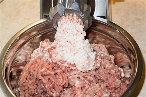 Обзор мясорубки Panasonic MK-GM1701 с необычной формой ножей и мощным ...
