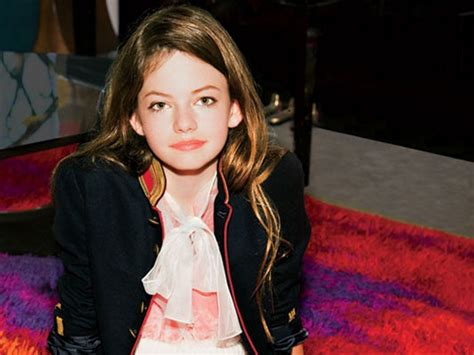Mackenzie Foy As A Vampire