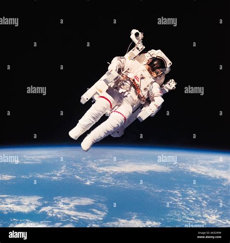 Nasa Space Walk Ship 33