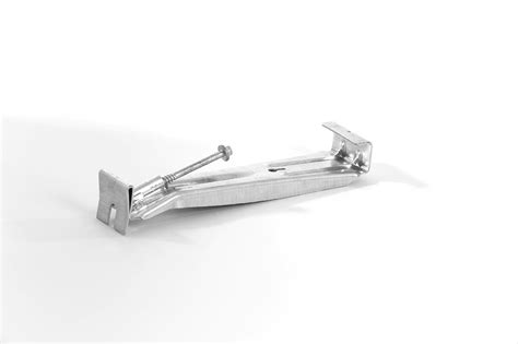 6 Hanger For Gutter System