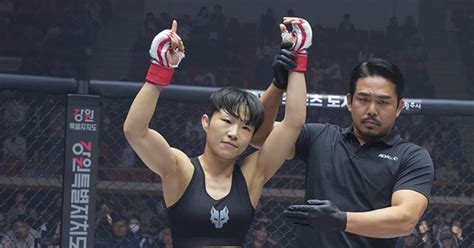 로드fc 챔피언 박정은 세계 6위 압도적 실력