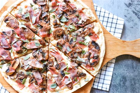 Truffled Prosciutto And Mushroom Pizza Fab Everyday