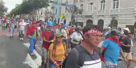 Protestas en Lima Manifestantes se desplazan por el Cercado de Lima en nueva movilización