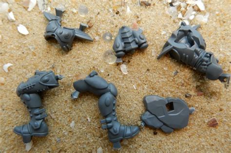 Aeldari Striking Scorpion Body C Bits And Kits
