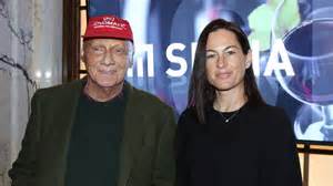 Niki Lauda Sein Anwalt Teilt Gegen Witwe Birgit Aus