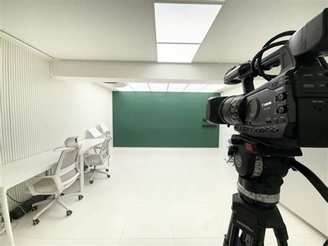 현스타강사 칠판 강의 스튜디오 스페이스클라우드