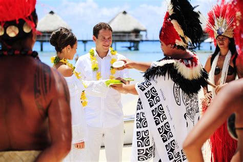 Moorea Weddings And Vow Renewals Moorea Ceremony Tahiti Travel Mate