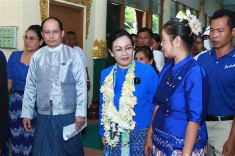 ကိုယ်စားလှယ်လောင်းအရေအတွက်လျှော့ပေါ့ပေးမှုကို ဆန်းစစ်ခြင်း Bbc News မြန်မာ