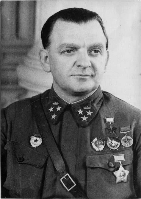 Герой Советского Союза генерал лейтенант А Г Родин — военное фото