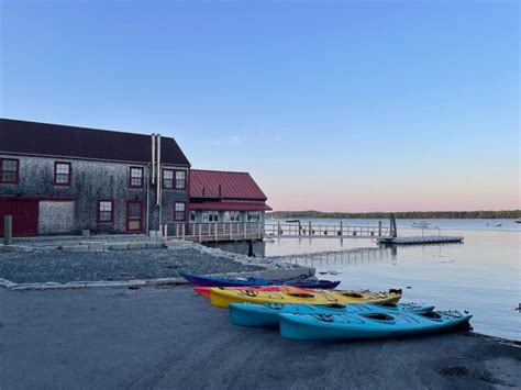 Travel Discover Castine Maine Vacation Guide