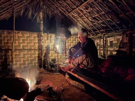 Kia စစ်ဦးစီးချုပ်က ဆေးကုဖို့ထက် အများအကျိုးအတွက် တိုက်ပွဲဝင်ဖို့ ဆုံးဖ