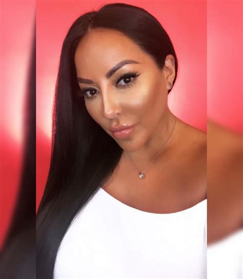 Kiara Mia Foto De La Modelo Altura Peso Biografía — Myinstagirls