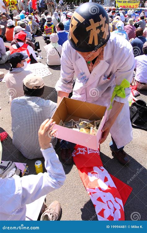 Anti Nuclear Protests In Japan Editorial Photo Image Of Police