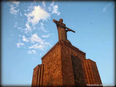 Foto Yerevan Մայր Հայաստան հուշահամալիր