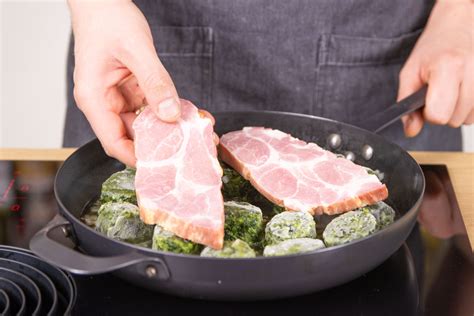 Grünkohl mit Pinkel Rezept