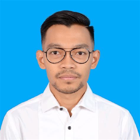 Luthfi Rahman Tour Guide Freelance Linkedin