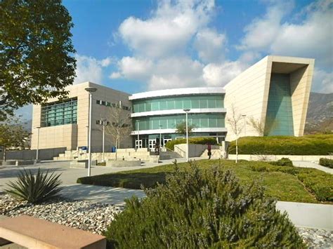 Pin By Mktg Department Csusb On Csusb Campus Life House Styles