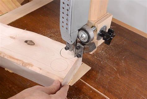 Comparing Bandsaw Blade Guides