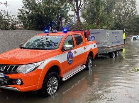 Maltempo In Sicilia Autostrade Parzialmente Chiuse E Disagi Allerta Rossa A Catania E Messina