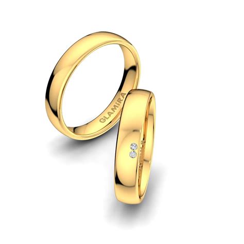 Kaufen Sie Trauring Classic Day 4 Mm Mit Diamant Gelbgold 375 GLAMIRA De