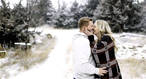 Ariel Ahrens And Isaac Barelas Wedding Website