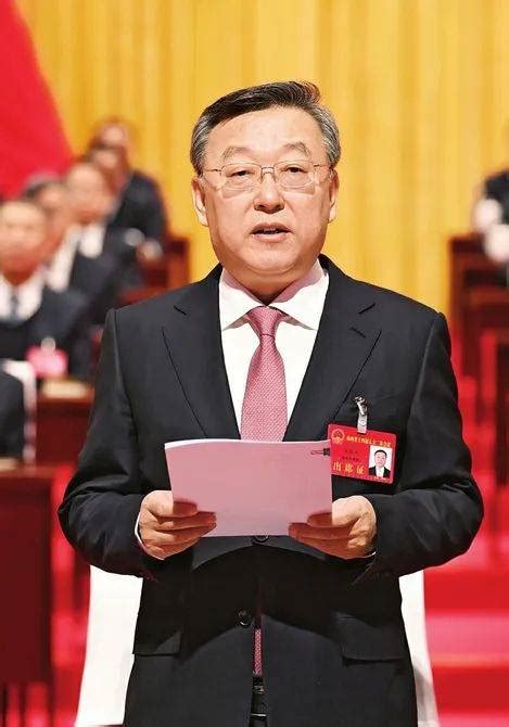 省十四届人大二次会议在太原隆重开幕 唐登杰主持会议 金湘军作政府工作报告 吴存荣张春林出席发展山西